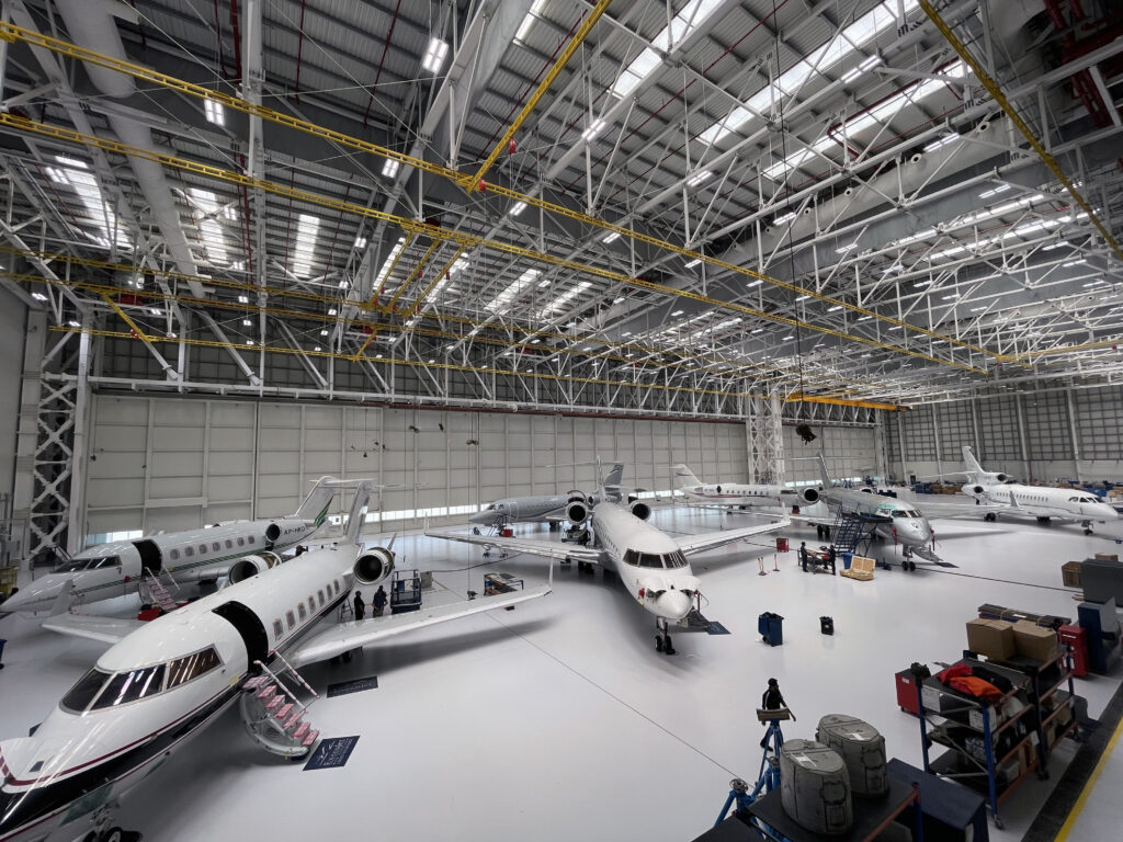 Dubai (OMDW) - ExecuJet MRO Services